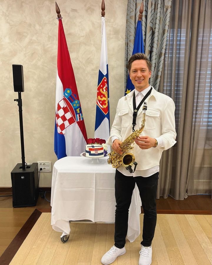 Etusivu - Saksofonisti Kristian Lakari